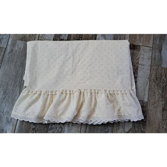 bill blass | Bedding | Vintage Twin Flat Sheet Ruffled Edge Bill Blass ...